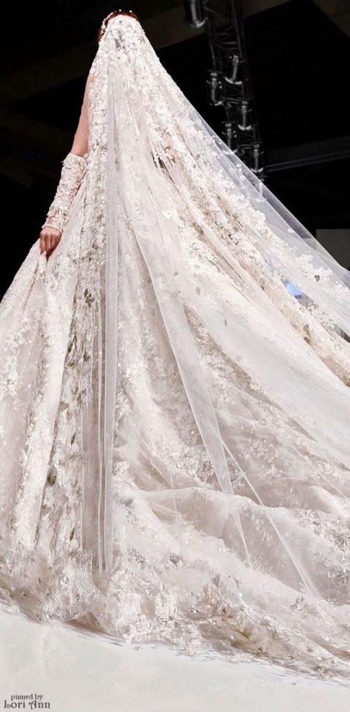 All There Is To Know About A Bridal Veil: A Complete Wedding Veils Guide