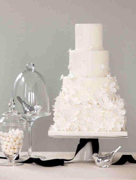 30 White Wedding Cake Designs That Will Leave You Wanting One