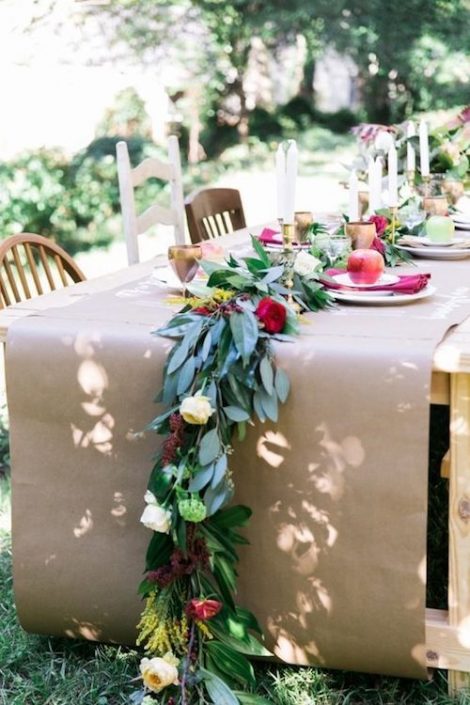31 Table Runner Ideas for Wedding Receptions: #7 Will Steal Your Heart!