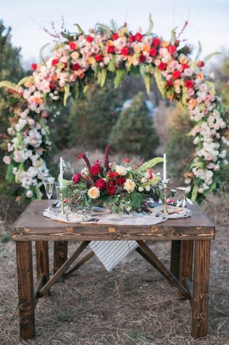 Giant Wedding Wreaths: How-Tos on a Budget for The New Decor Trend